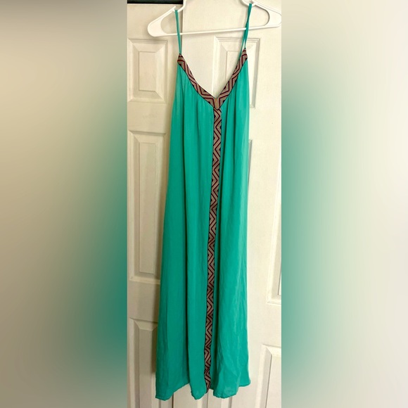Raviya | Dresses | Nwot Raviya Size L Green Maxi Dress With Beautiful Stitching Detail | Poshmark